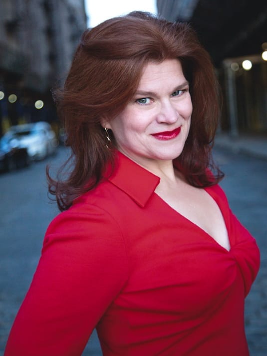 Lisa DeSpain • Maestra