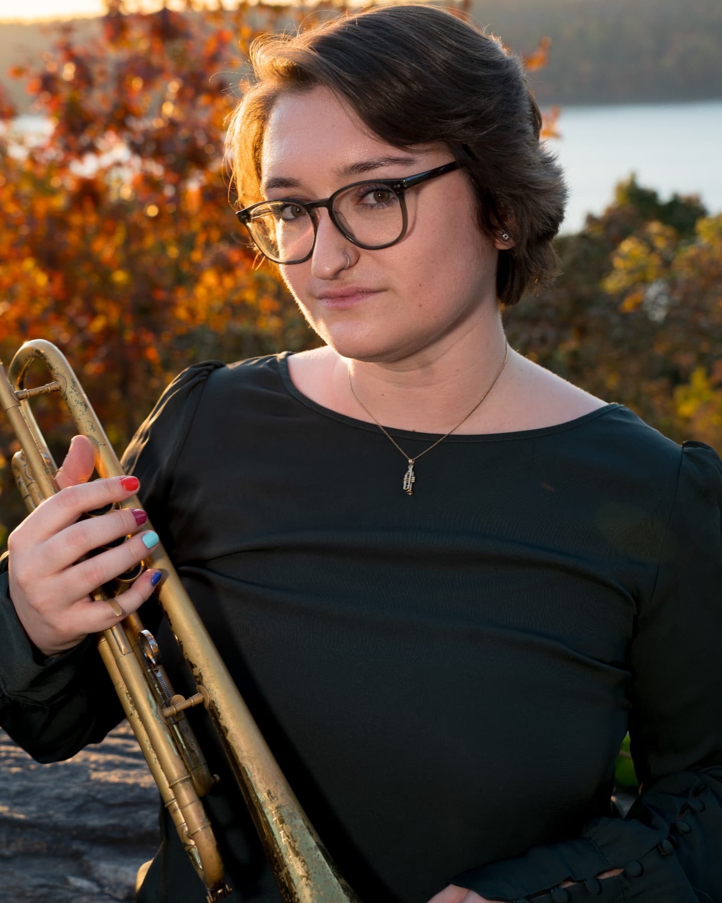Lindsay Ross • Maestra